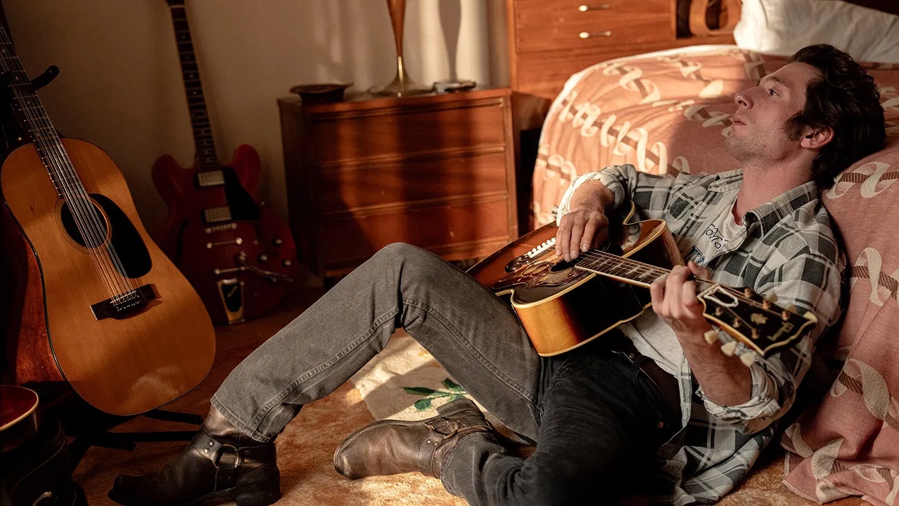 Springsteen: Deliver Me From Nowhere (2025) Review – Less Myth, More ...